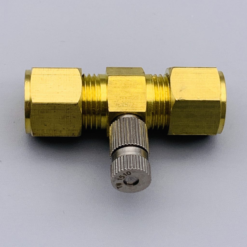 Misting nozzle with fitting - CN SPRAYING EQUIPMENT CO. LTD.